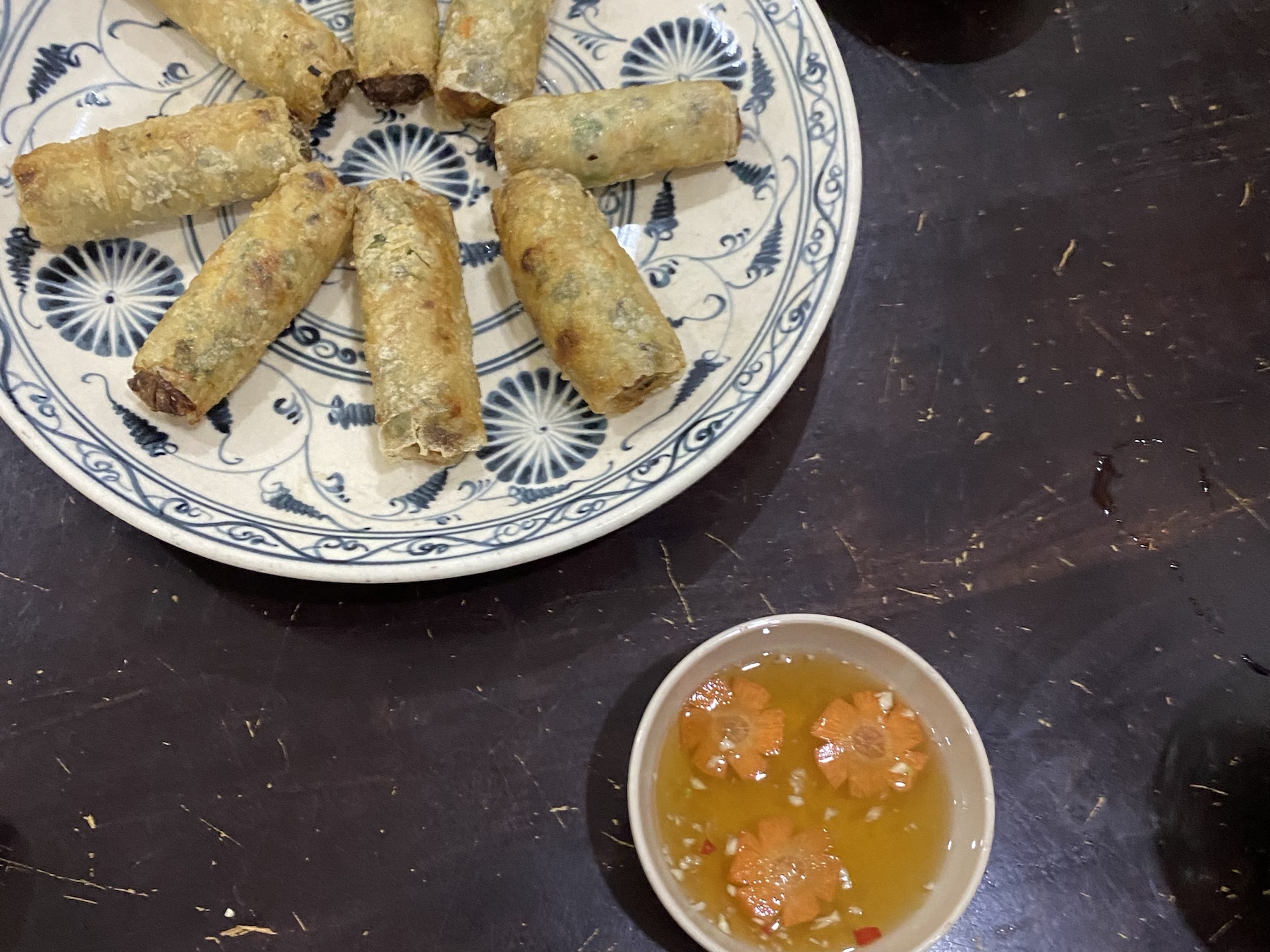 Dinner and a show: Hanoï style – Where is Wendy